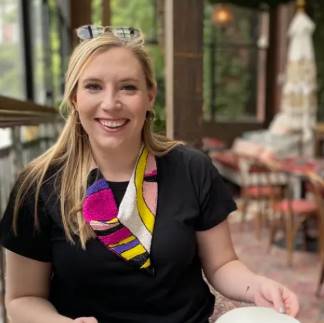 Gals Dating in Dallas - Shelby, 30